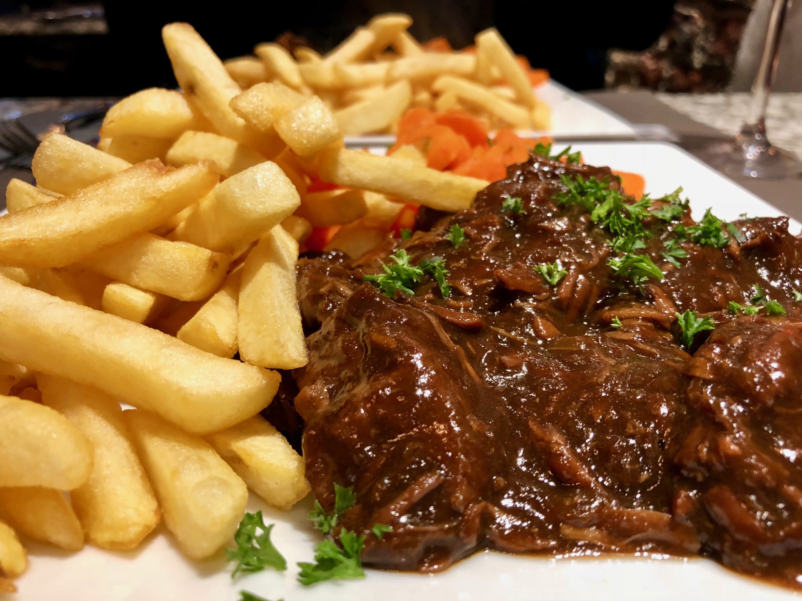 La recette de Carbonade Flamande de Zaza - Le Goût des Vins - Caviste ...